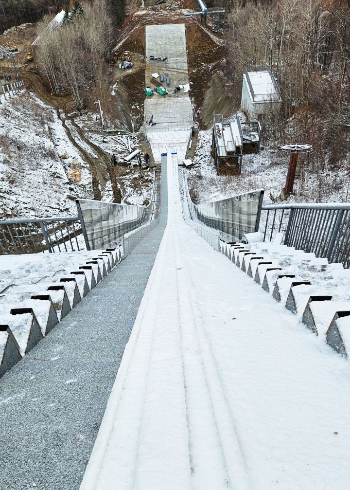 Yabuli K60 ski-jump gets an ice in-run track - Topspeed